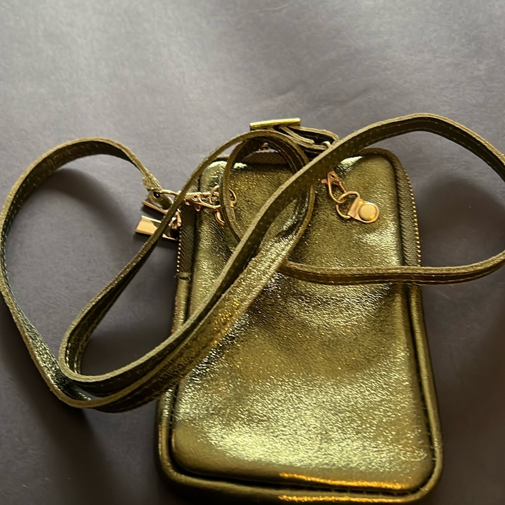 Phone Purse -Will Fit My Iphone 13 Pro Max- Beautiful… - Gem